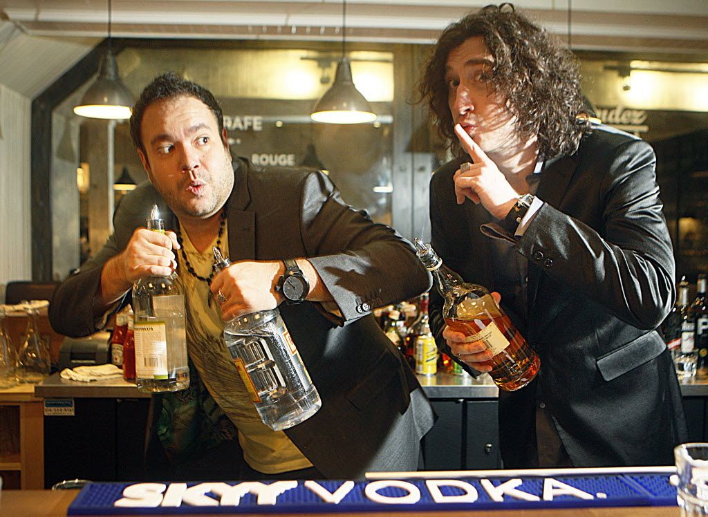 Les Justiciers Masques pose as Oscar winner Jean Dujardin and prank ...