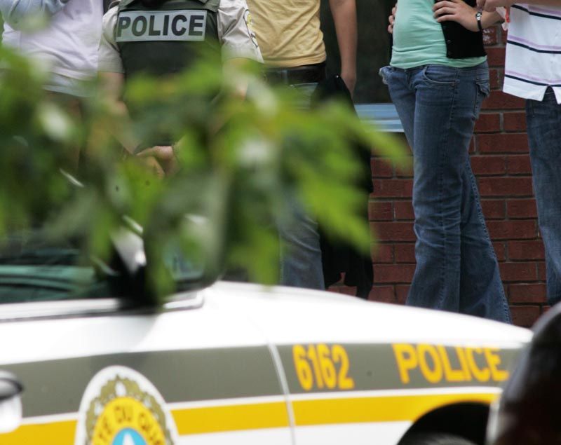 Car fire leads police to early morning house blaze in Vaudreuil-Dorion ...