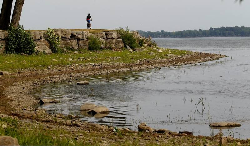 Historically-low water levels on Lac St. Louis to be raised | Montreal ...