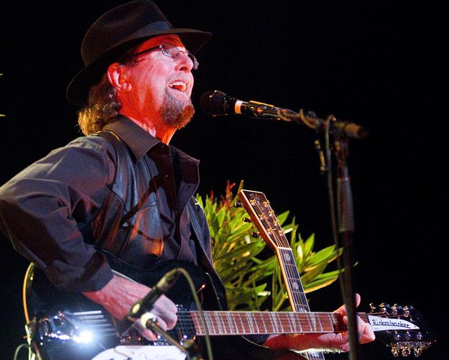 Concert review: Roger McGuinn at the Corona Virgin Mobile Theatre; June ...