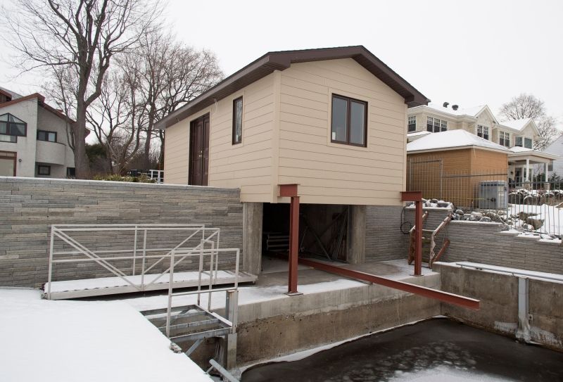 Beaconsfield council reverses decision on shed | Montreal Gazette