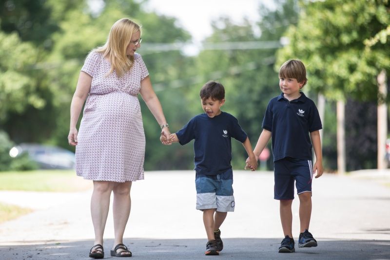 Fight for school bus service comes down to 20 metres | Montreal Gazette