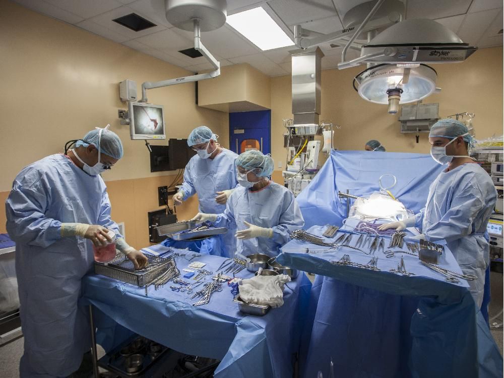 Thousands of Quebecers still waiting more than a half year for surgery ...