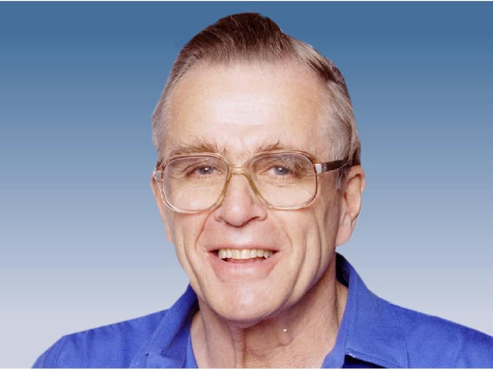 Ian MacDonald was classic old-school sportswriter | Montreal Gazette