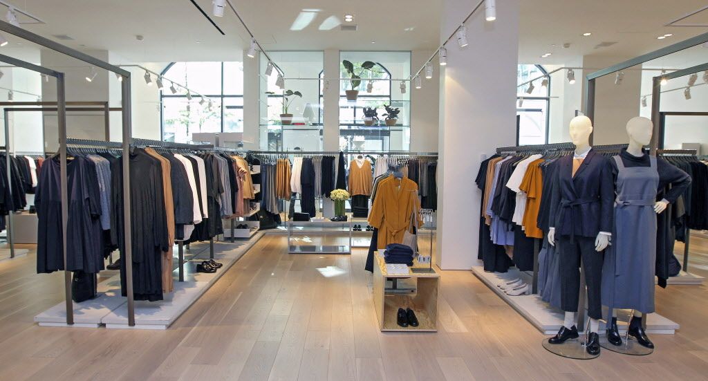 COS comes to town, opens sleek store in historic Ste-Catherine St ...