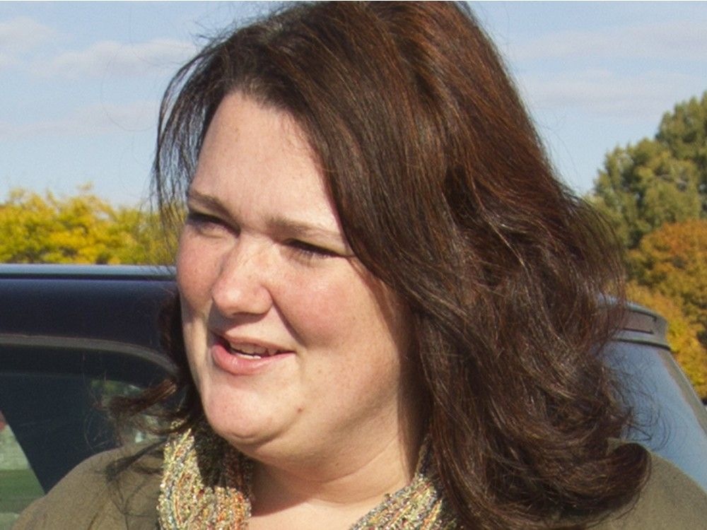 Former NDP MP Isabelle Morin’s debt to House shrinks by $140,000 ...