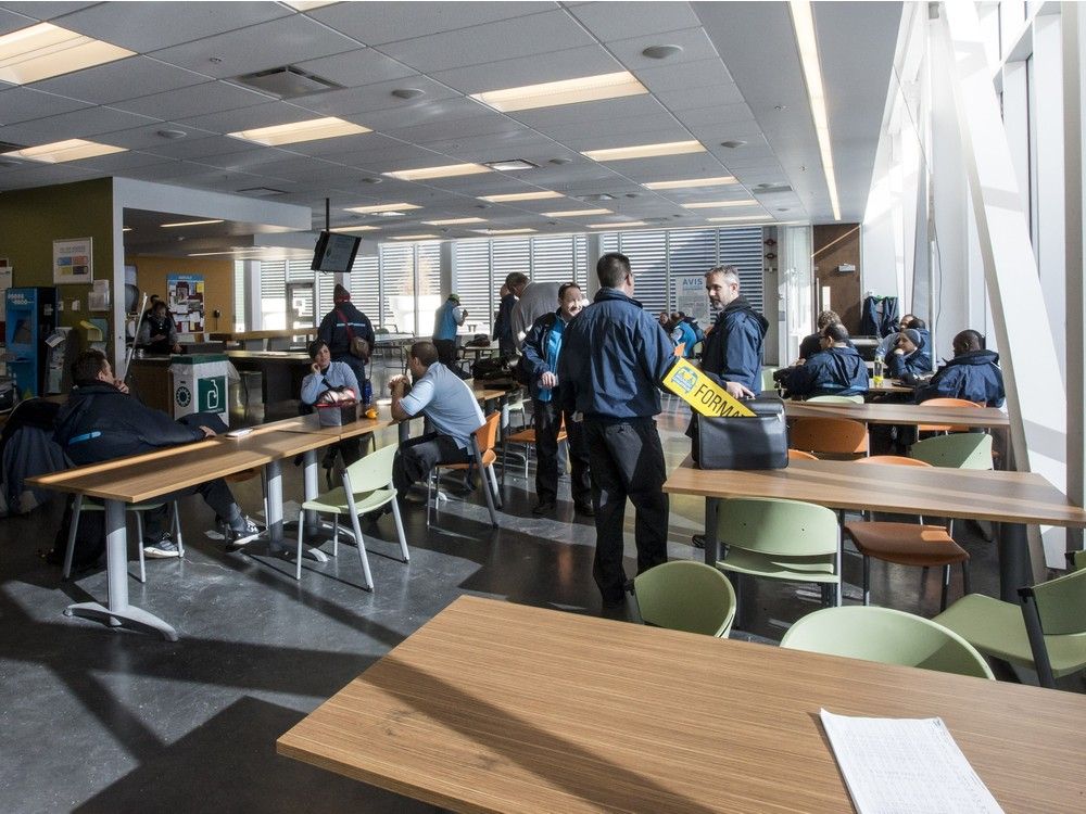 Inside the STM's new Stinson bus garage | Montreal Gazette