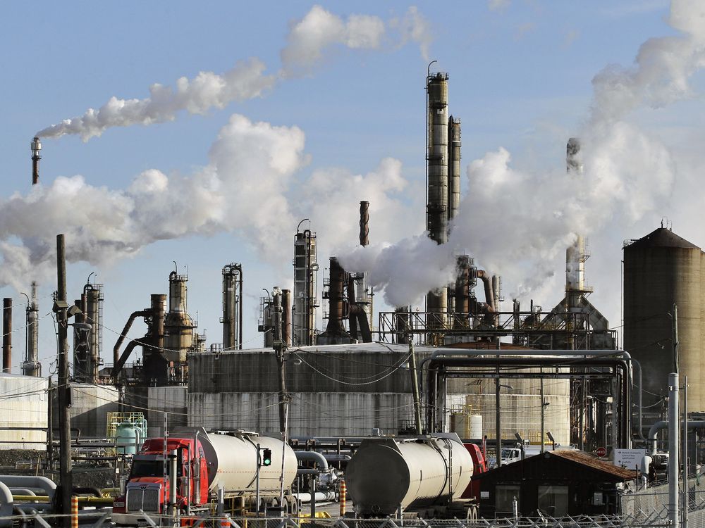 Montreal lifts ban on developments next to Suncor refinery | Montreal ...