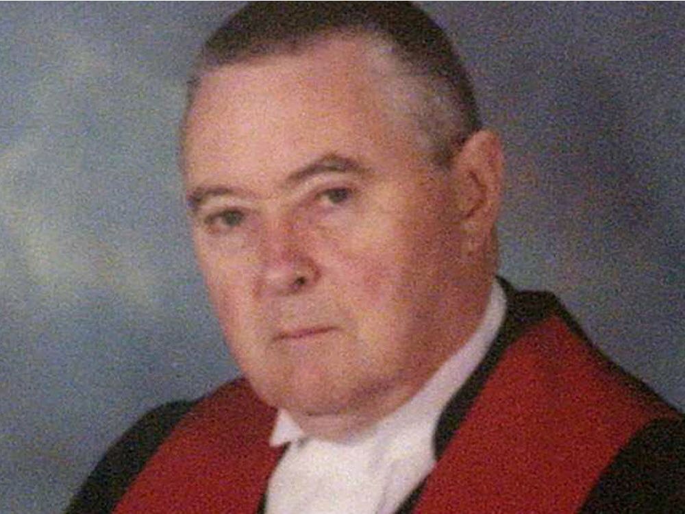 Fraser Martin, judge at the Fabrikant trial, dies at 77 | Montreal Gazette