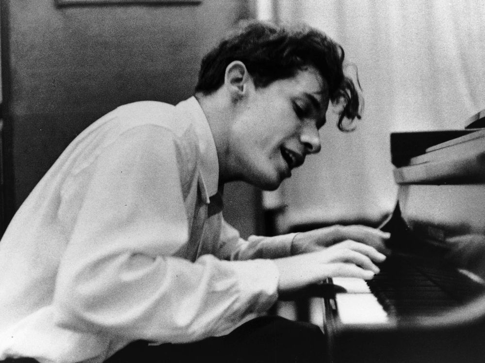 Stewart Goodyear revisits Glenn Gould's landmark 1952 Montreal debut ...