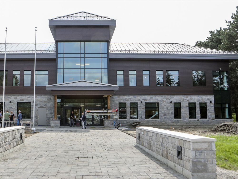 Seasoned candidates vying to become St-Lazare mayor | Montreal Gazette