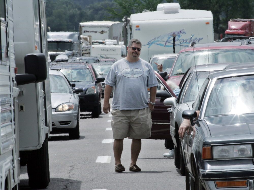 Delays at the U.S. border are expected all weekend | Montreal Gazette