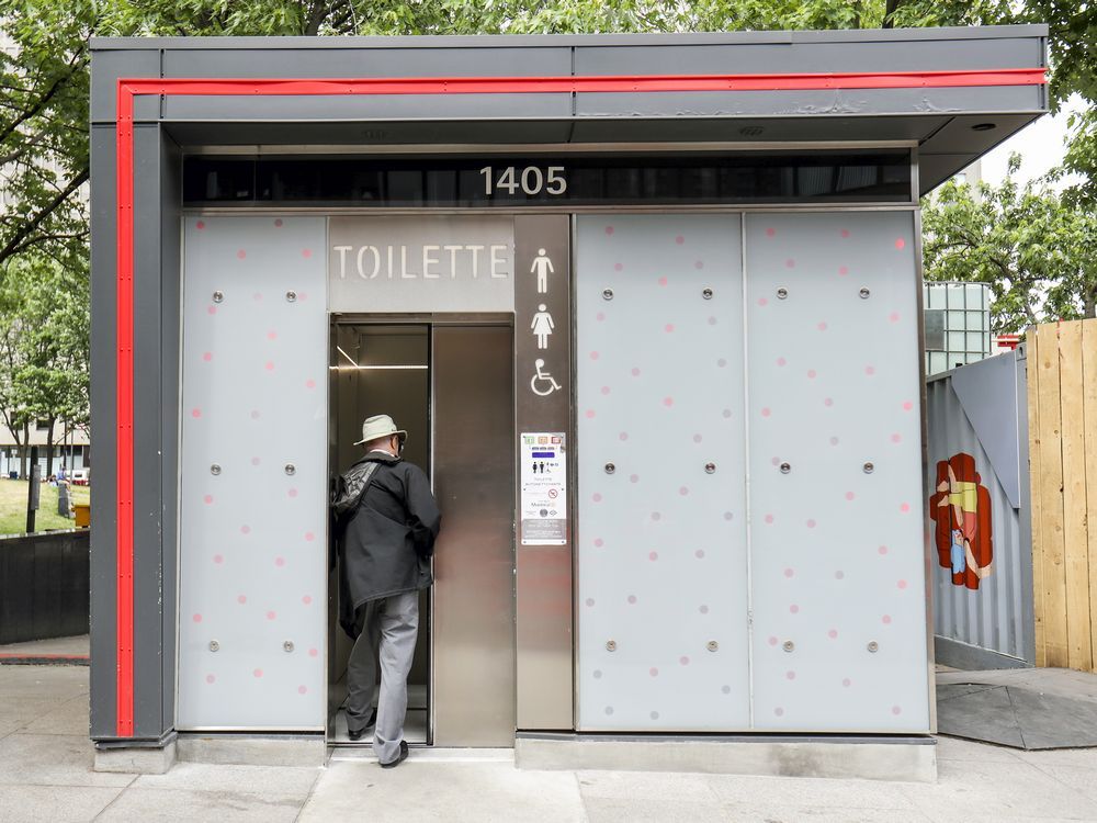 Montreal's public toilets: Mixed reviews for $527,000 loos | Montreal ...