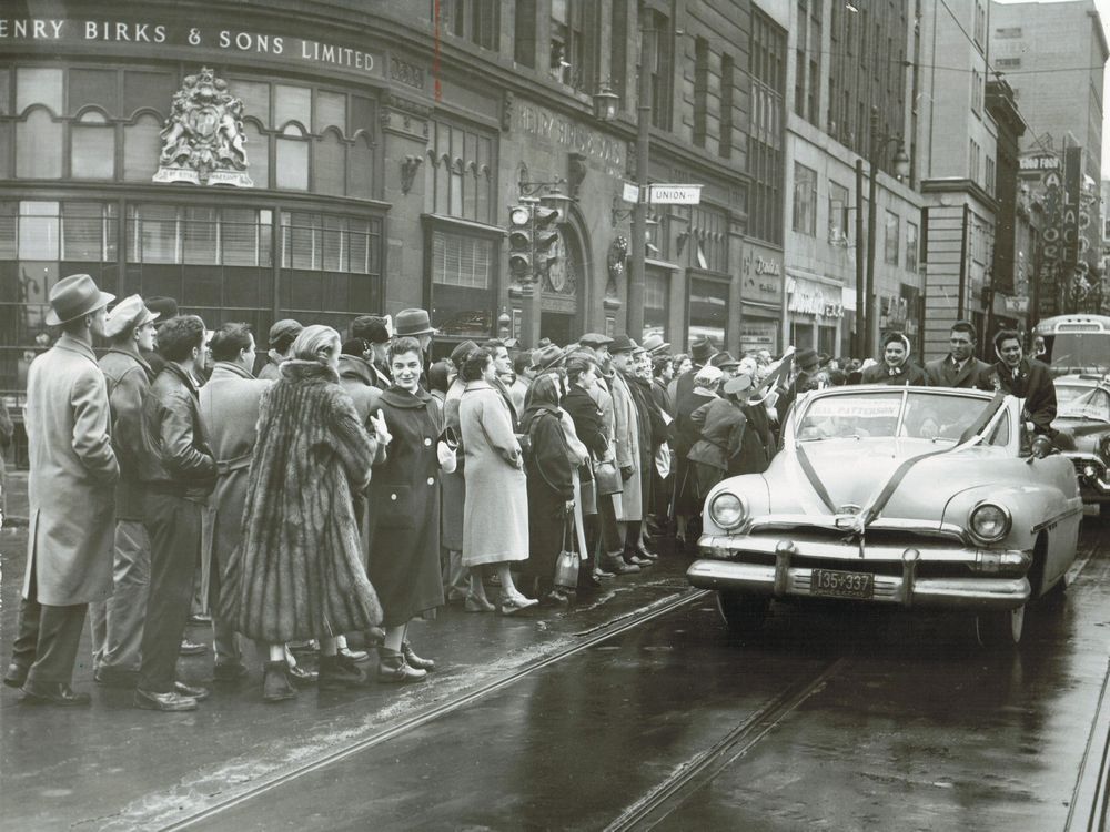 History Through Our Eyes: Dec. 5, 1955, Als get a 'winner's welcome ...