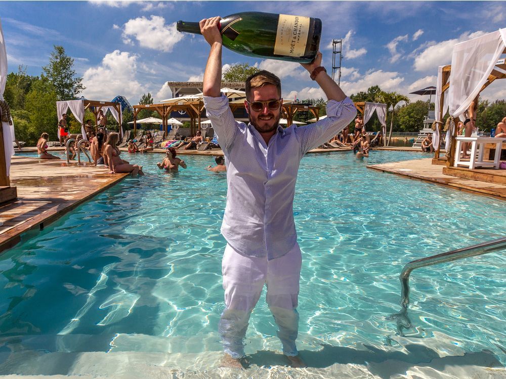 Beachclub Pointe-Calumet is fighting to keep its alcohol licence ...