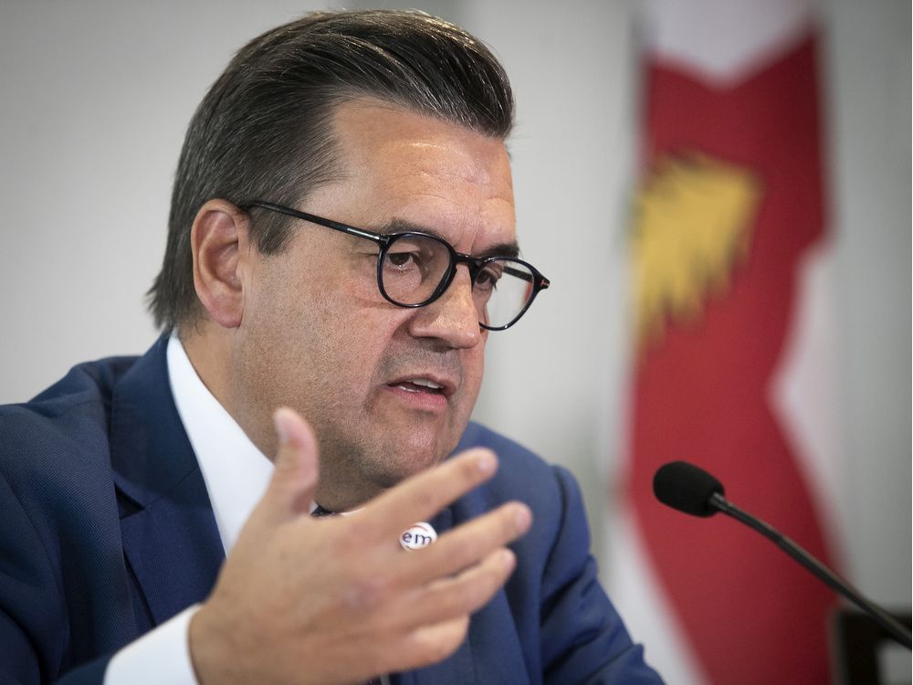 Coderre promises a summit on trucks, off-peak hours for deliveries ...