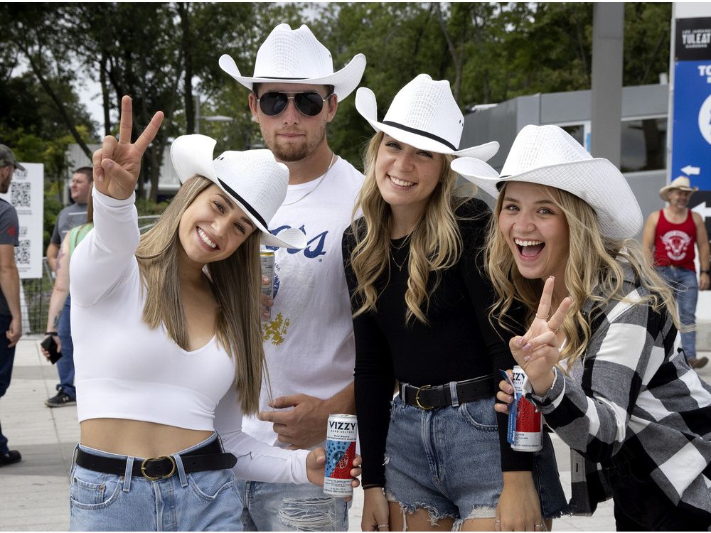 Gallery: Lasso country music festival | Montreal Gazette