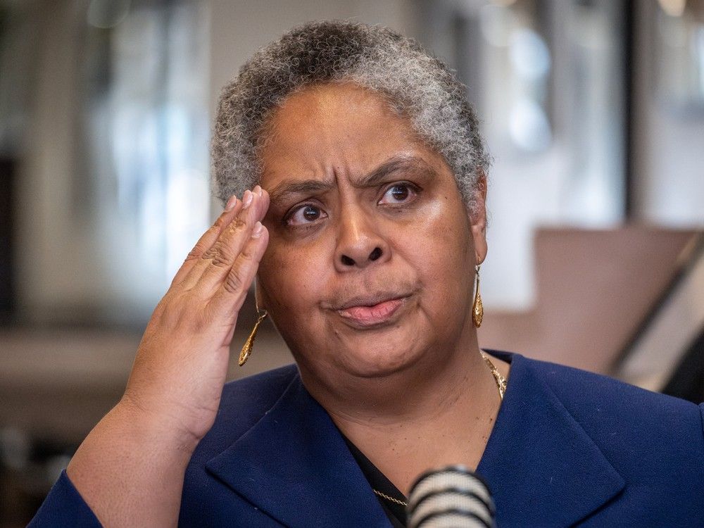 Martine St-Victor: Let's learn to read beyond the clickbait headlines ...