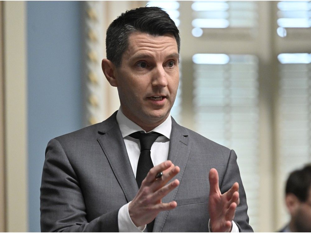 Dubé won't commit to Liberals' request for more time to study Bill 15 ...