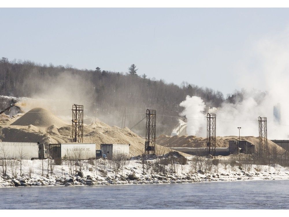 RYAM delays closing of Témiscaming cellulose plant by two weeks ...