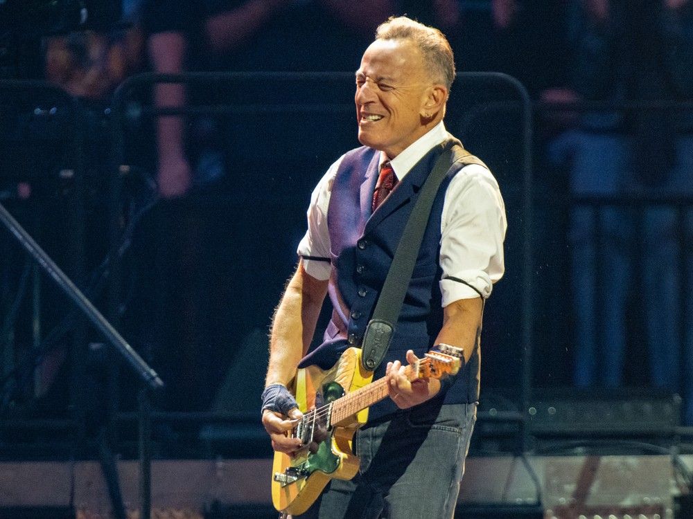 Photos: Bruce Springsteen at the Bell Centre | Montreal Gazette