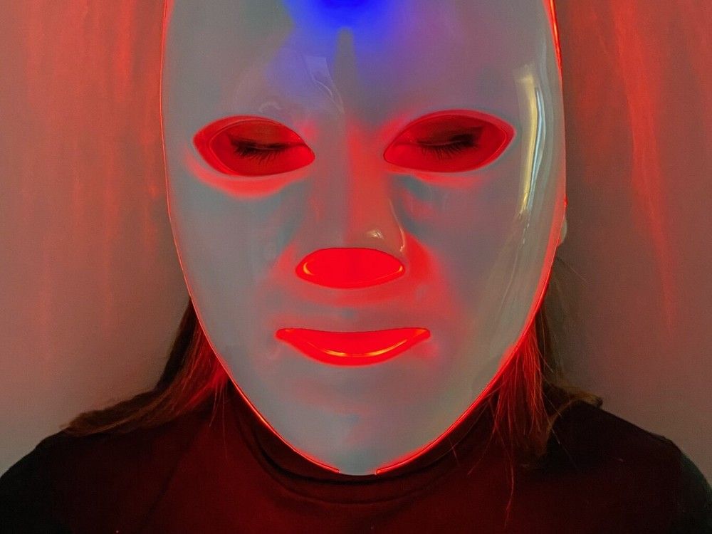 Labos: Red-light mask for better skin? Here's what I told my wife ...