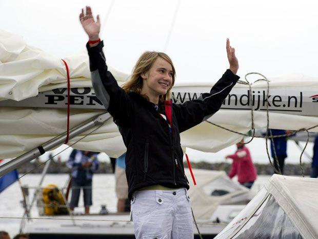 Dutch sailor girl sets off on solo round-the-world attempt | National Post