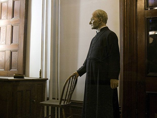 Brother André canonization reconnects Montreal with Catholic past ...