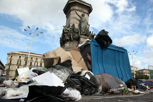 Photos: The garbage crisis in Naples, Italy | National Post
