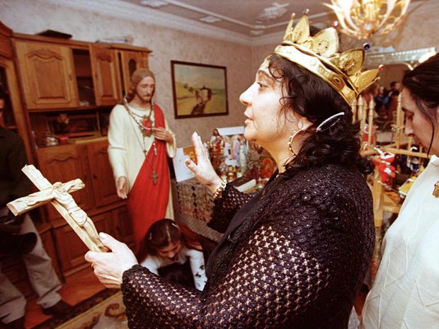 Romanian witches could face fines for bad predictions | National Post