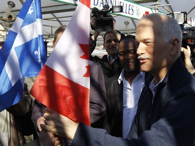 Layton begins final push in Montreal | National Post