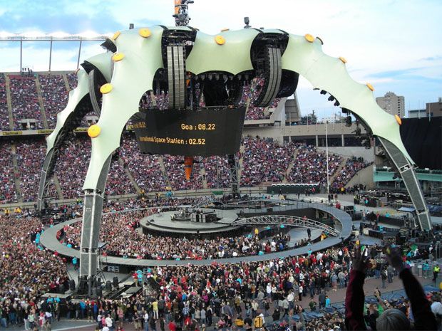 The Claw from U2's 360 Tour is up for grabs | National Post