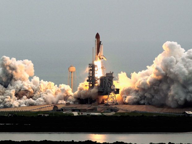 Atlantis successfully launches for the last time | National Post