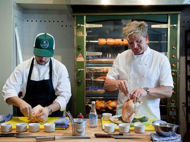 Gordon Ramsay takes over Montreal landmark | National Post