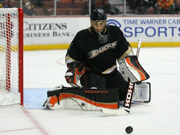 Hiller healthy but careful after vertigo issues | National Post