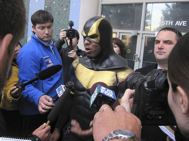 Seattle 'superhero' unmasked, uncharged after arrest | National Post