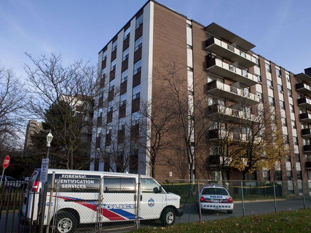 Girl, 3, alive after falling from sixth-floor balcony, suffers life ...