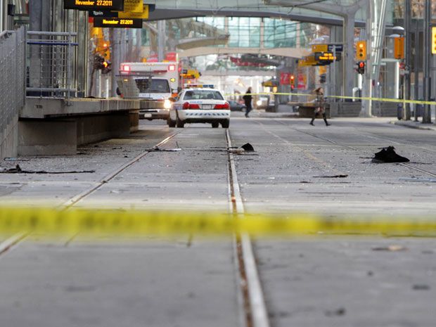 Calgary wind: Downtown reopens after brutal weekend of 149kph gusts ...