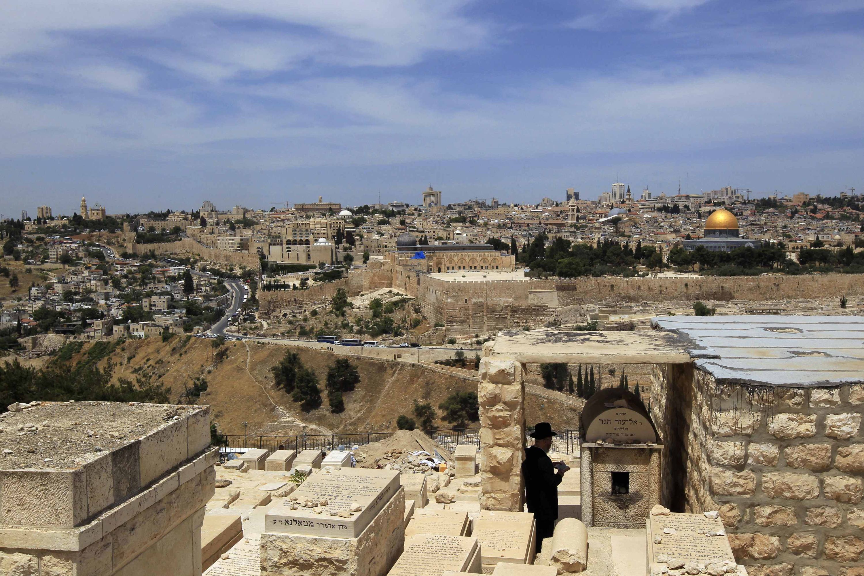 David Frum: Fighting for Jerusalem, passport by passport | National Post