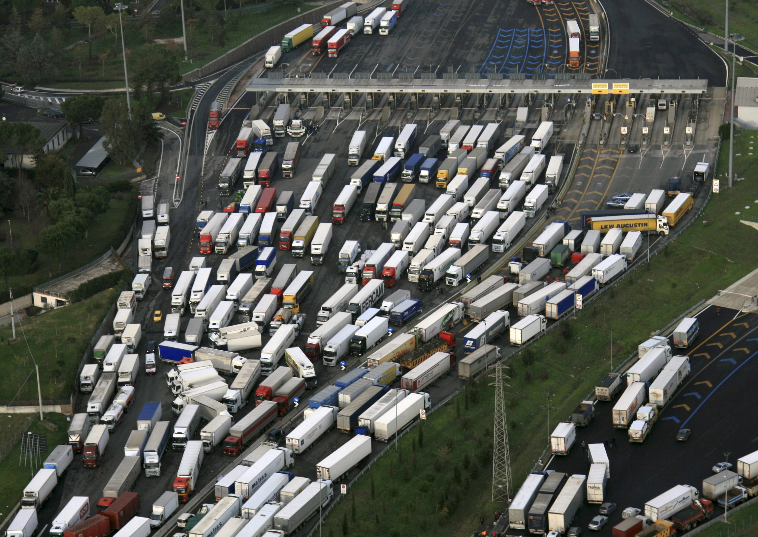 Toll roads turn traffic congestion into a profit centre | National Post