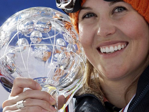Sarah Burke crash: Skiers return to Utah halfpipe where Canadian was ...