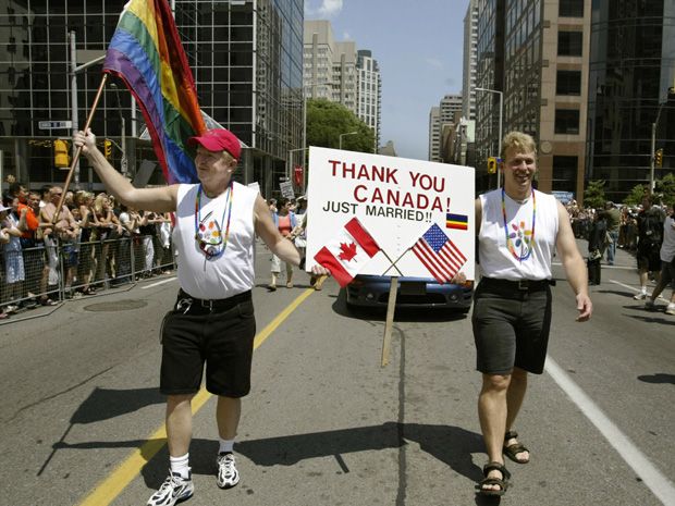 Rob Nicholson looks to clarify law so gay marriages 'can be undone in ...