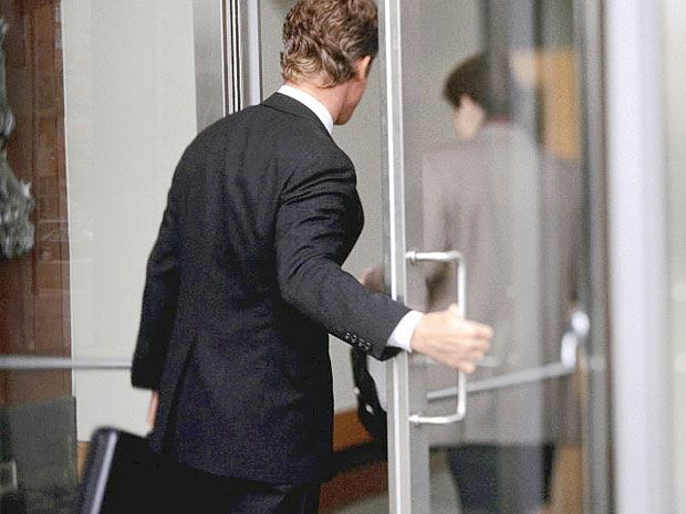 Keep your condo builing safe! Don't open common doors to strangers ...