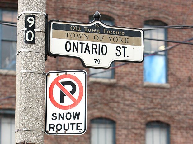 Information Booth: Why do so many Toronto streets lack proper street ...