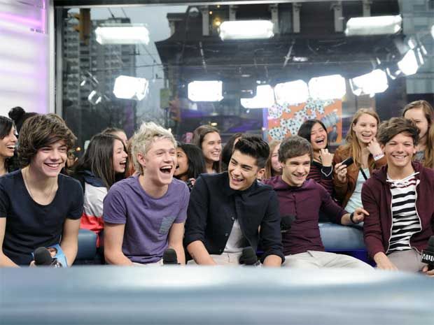 One Direction: X Factor band debuts at No. 1 in the U.S. with Up All ...