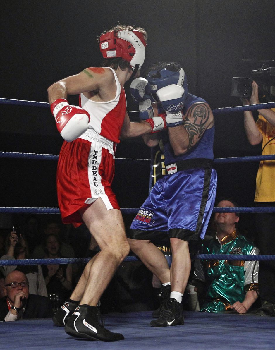 Justin Trudeau beats Patrick Brazeau in Fight for the Cure boxing match ...