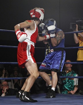 Justin Trudeau beats Patrick Brazeau in Fight for the Cure boxing match ...