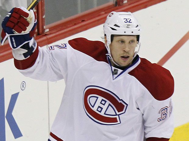 NHL free agency: Travis Moen happy to stay with Canadiens | National Post