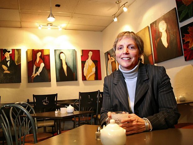 Liberal leadership race gains new Trudeau tie as Deborah Coyne ...