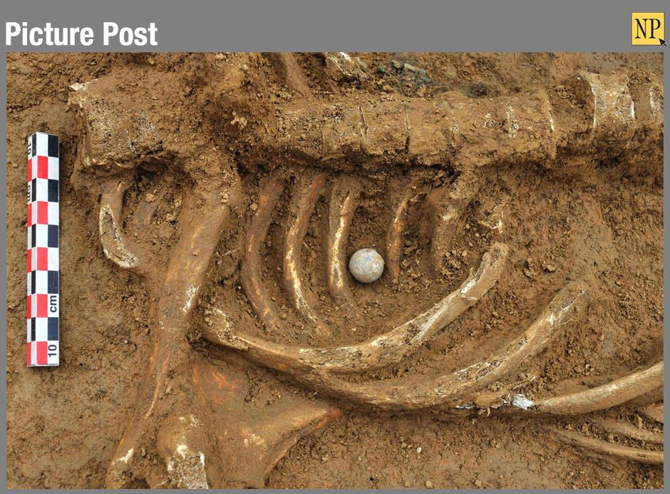 Picture Post: Unrivalled find resolves soldier's death 200 years after ...